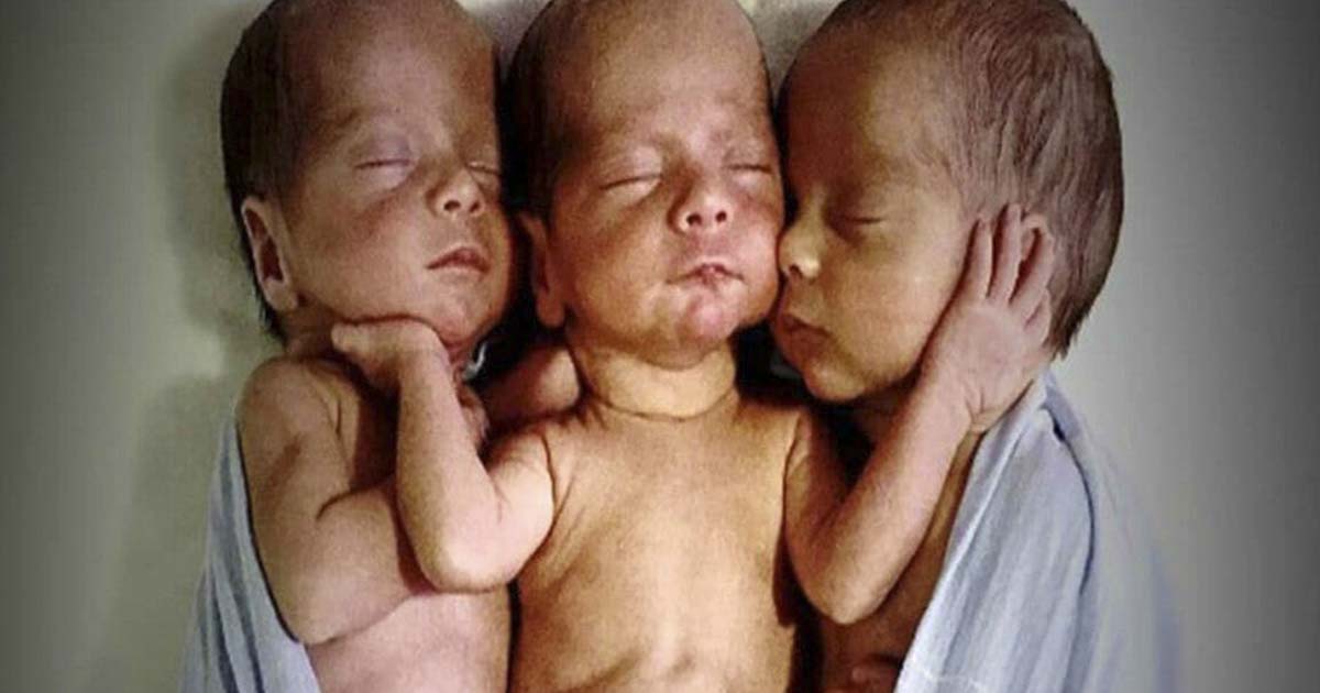 Mom gives birth to identical triplets