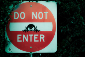 15+ Scary Signs an Evil Presence Is Near : Mystical Raven